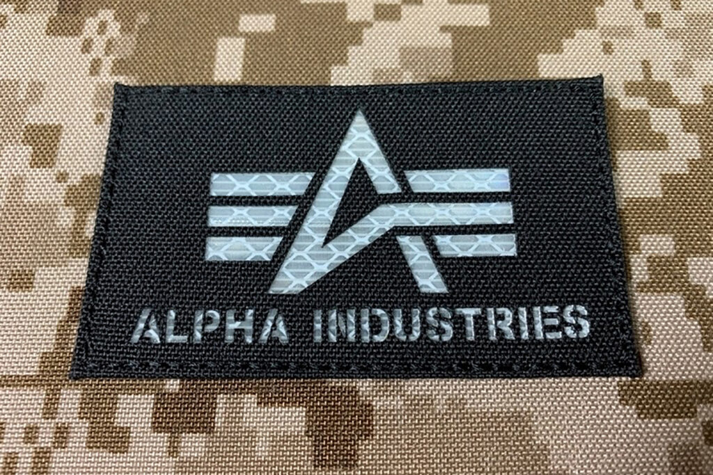 Silk Screen Print Label, Patch - Young Holly International (HK) Limited